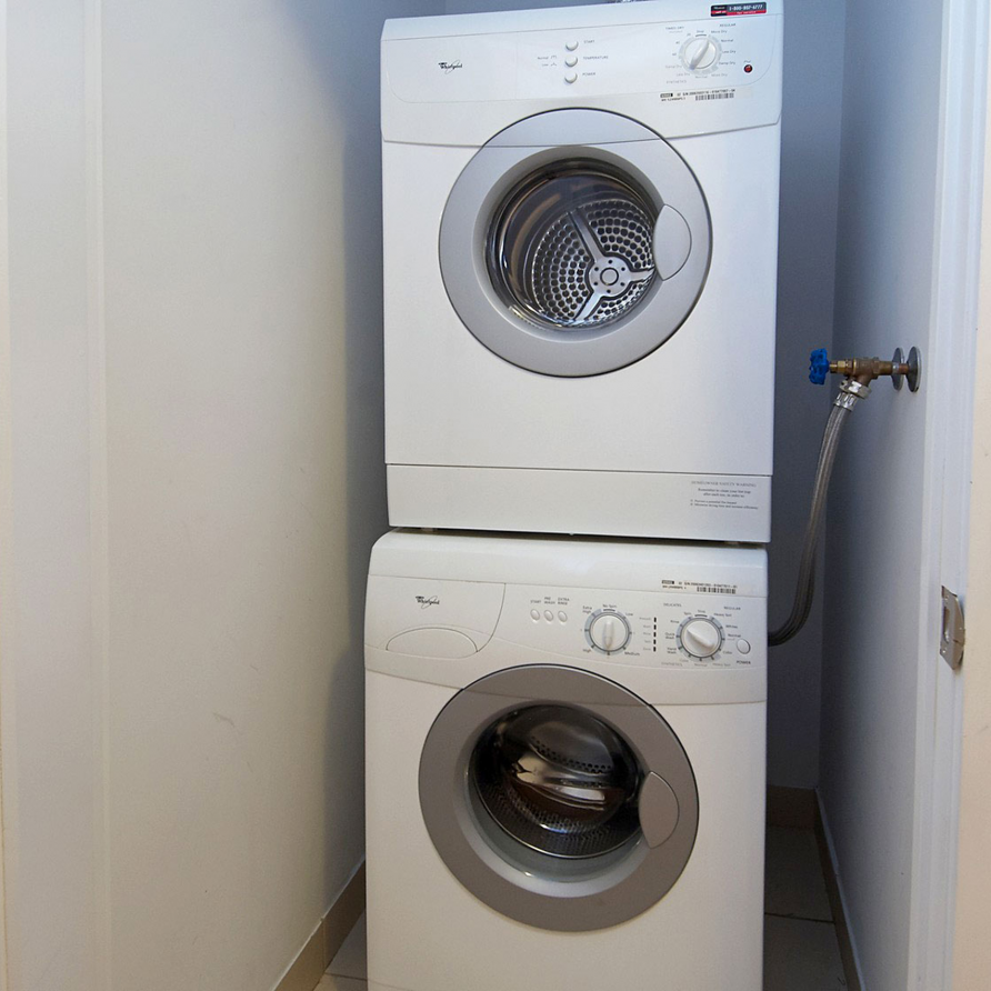 Welcome to Whitehall Suites